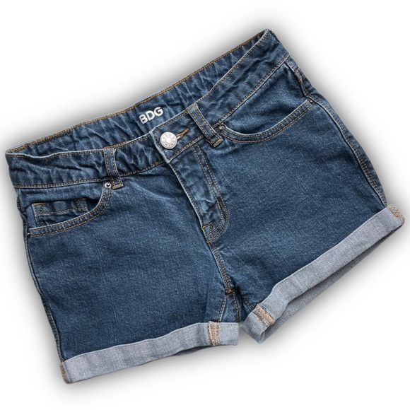 BDG | Shorts | Bdg Mid Rise Alexa 5 Pocket Shorty | Poshmark